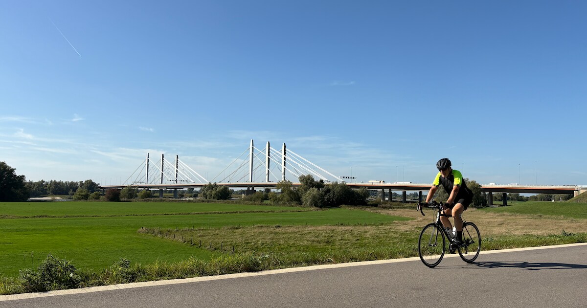 Met tegenzin stapte ik de fiets weer op, maar onderweg veranderde er ...