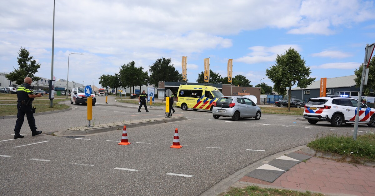 Gewonde en veel schade aan auto’s na ongeval in Heijen | 112 nieuws ...