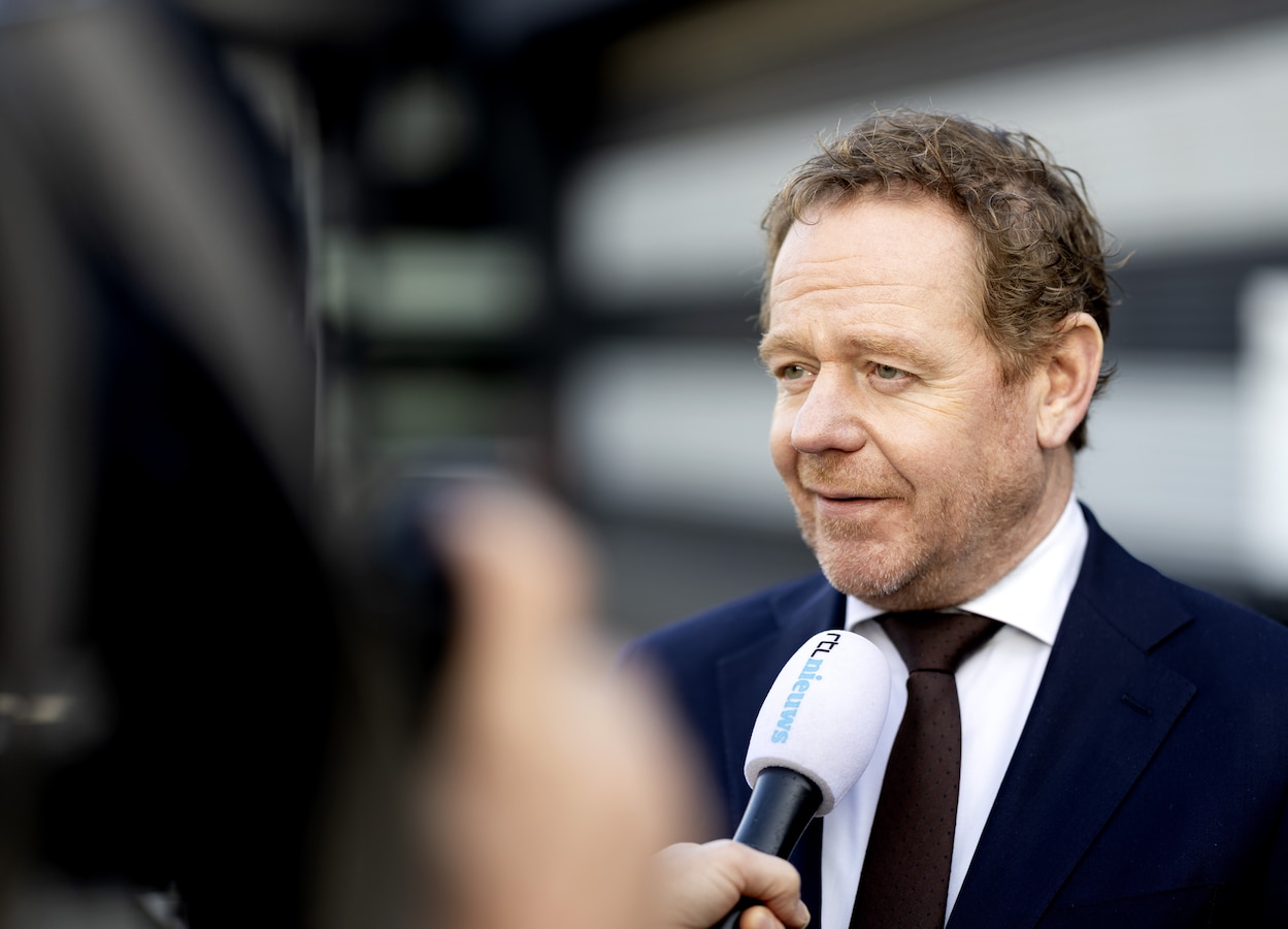 Minister zegt vanuit Davos over Trump: ‘We hebben rode lijnen’ | Foto ...