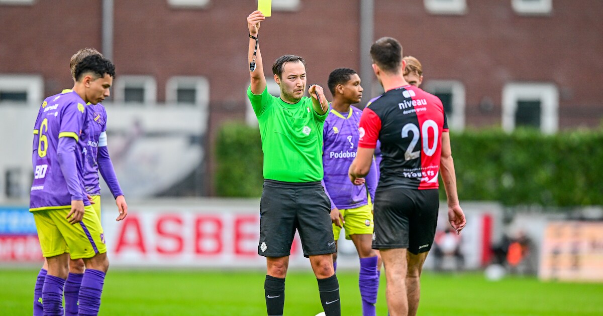 De fluitende wethouder Alwin promoveert naar de Tweede Divisie: ‘Ik ...