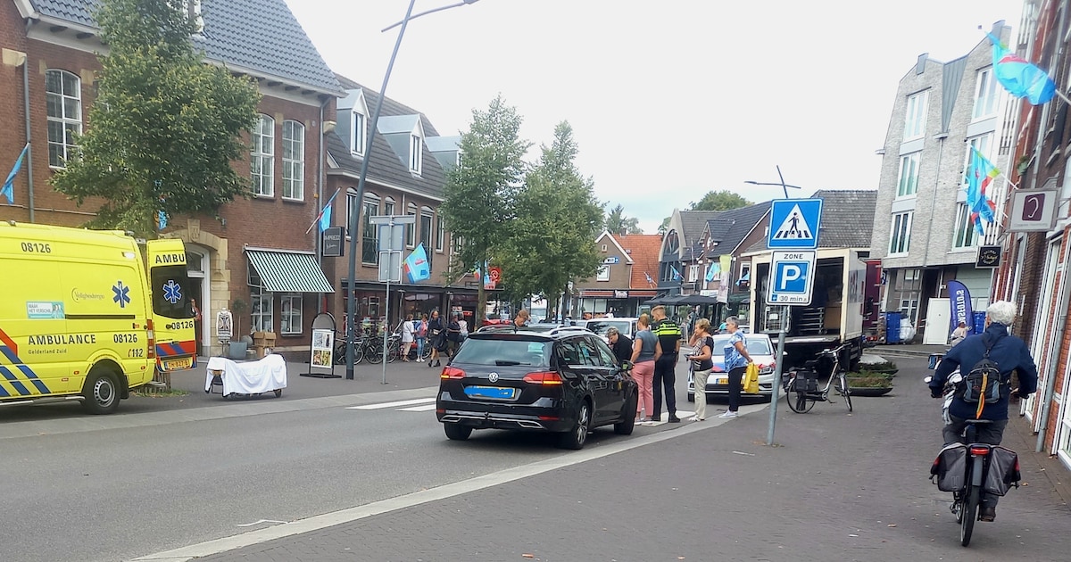 Fietser gewond bij aanrijding met auto in Groesbeek | Berg en Dal | De ...