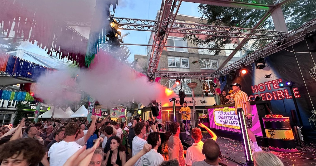 TERUGLEZEN | Effe Serieus speelt de Vierdaagse hit • Topdrukte in ...