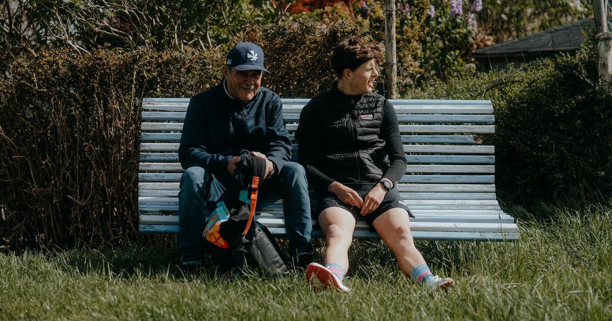 Triatleet Mitch (20) uit Doornenburg pakt zilver in Zweden na het ...