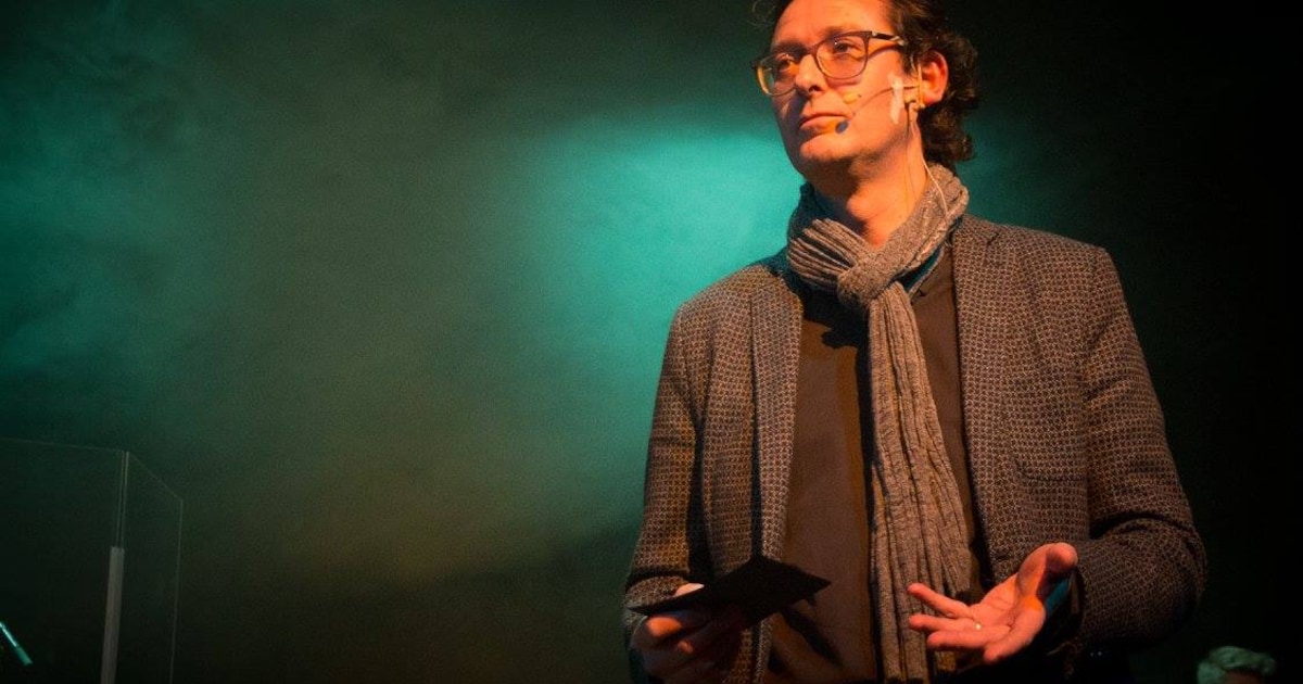 Within Temptation in de kerk: tijdens de Top 2000-dienst in Driebergen ...