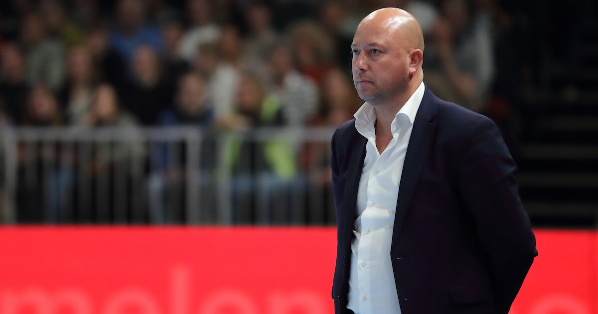 DVO-coach Van Vloten gaat gewoon een megafeest vieren na verloren ...