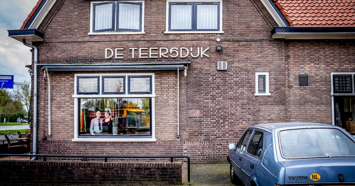 De wereld kon veranderen, maar café de Teersdijk bleef café de ...