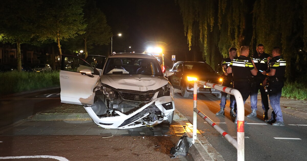 Man (53) uit Ede gewond na harde botsing op middengeleider | 112 nieuws ...