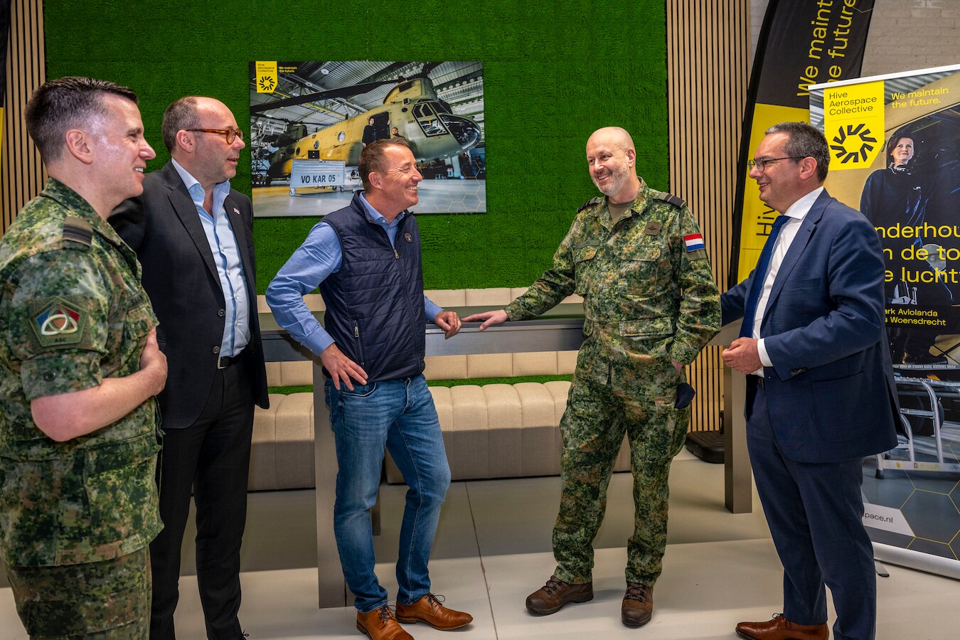 Van 3D-printer tot F-35-opslag, hier slaan Defensie en bedrijven handen ...