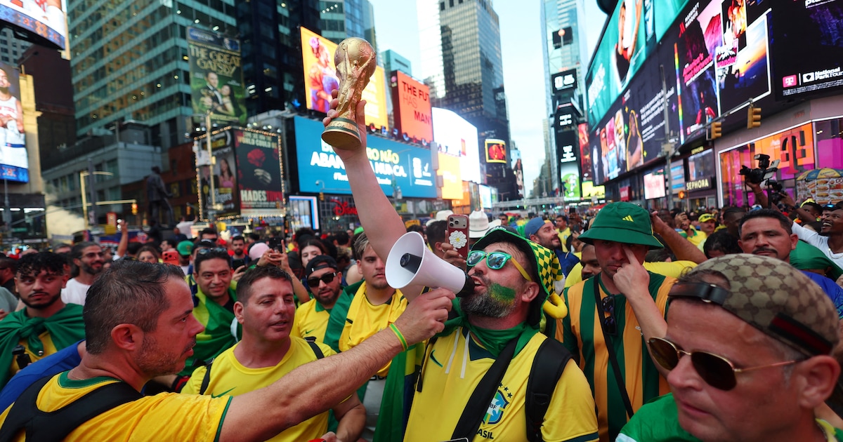 LIVE WK voetbal | Braziliaanse fans zorgen voor feest op Times Square ...