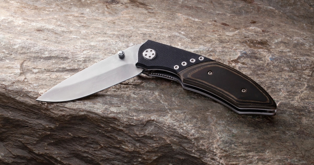 Wie stak Boxmeerse man met mes drie keer in de rug? Rechtbank twijfelt ...