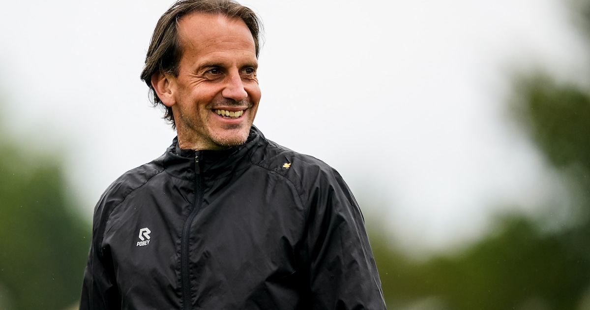 Vitesse-trainer Rüdiger Rehm blijft in roerige tijden doorbouwen aan ...