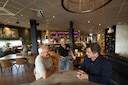 Eric (61) verkoopt zijn goedlopende restaurant na 26 jaar: ‘Nu wil ik ...
