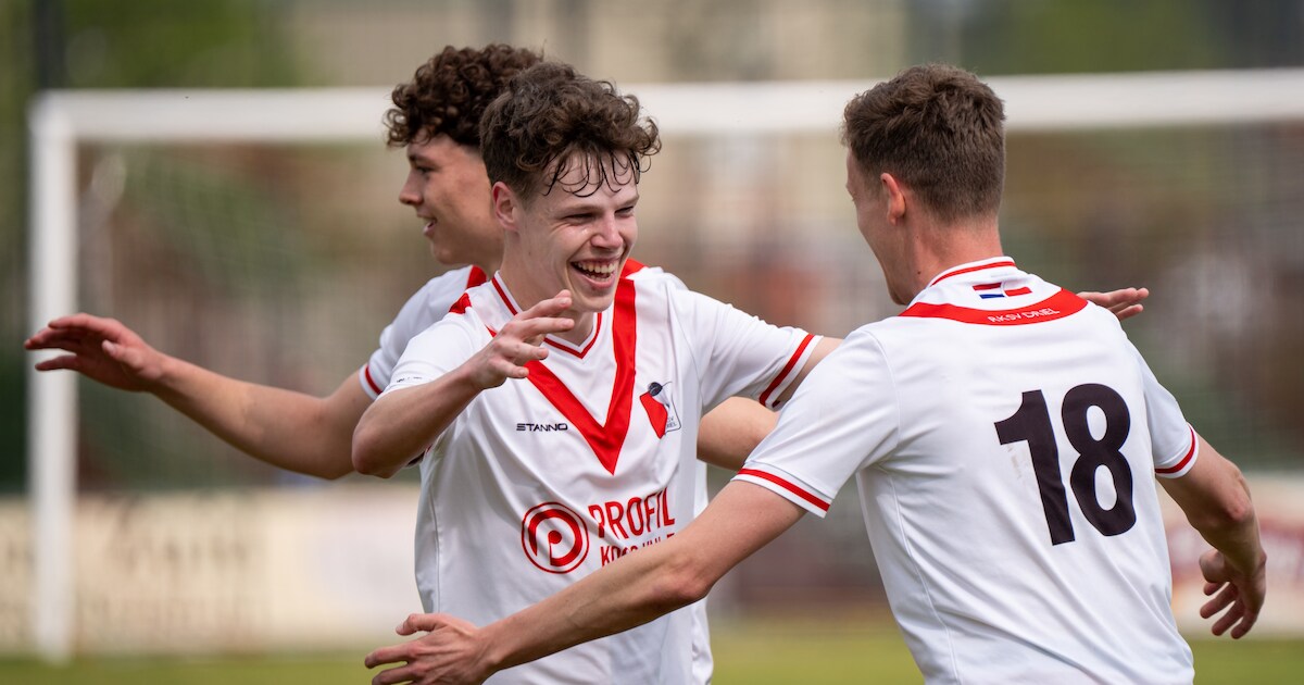Joël overwoog in een vriendenteam te gaan voetballen, maar is nu goud ...