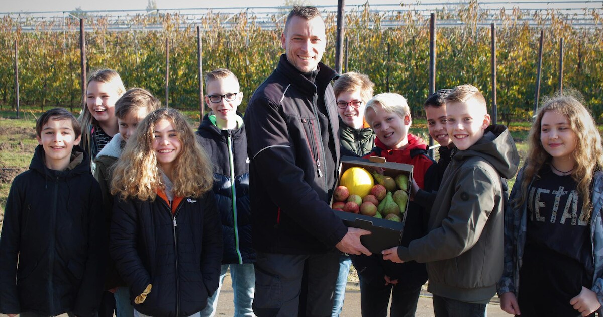 Een lekker én gezond Betuws stukje fruit voor de leerlingen van De ...