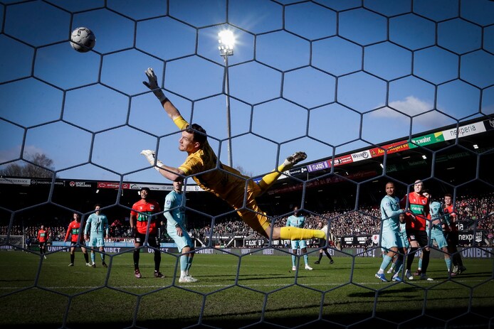 NEC bewaart tot dusver de kalmte omtrent de positie van Meijer, maar ...