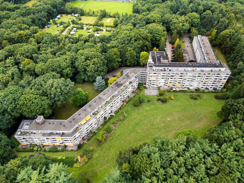 Meningen in Oosterbeekse serviceflat over mogelijke komst asielzoekers ...