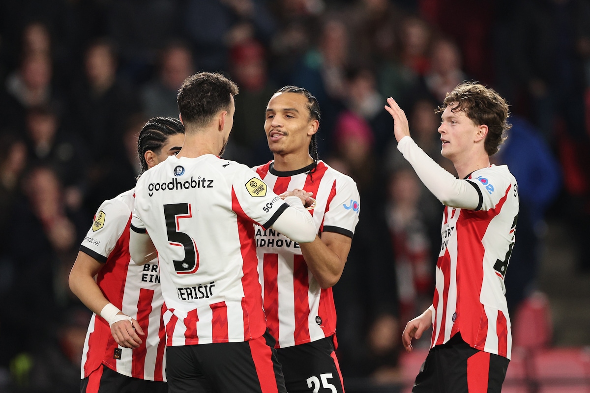 PSV zit in de koker, maar verliest in weinig verheffende bekerpot wel ...