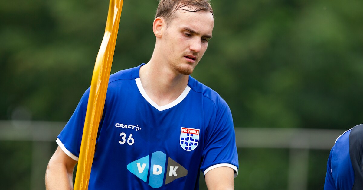 Een jaar geleden bijna weggestuurd bij PEC Zwolle, nu in beeld bij ...