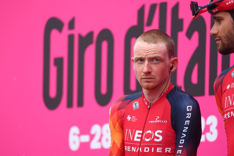 Tao Geoghegan Hart geopereerd aan gebroken heup na val in Giro | Sport ...