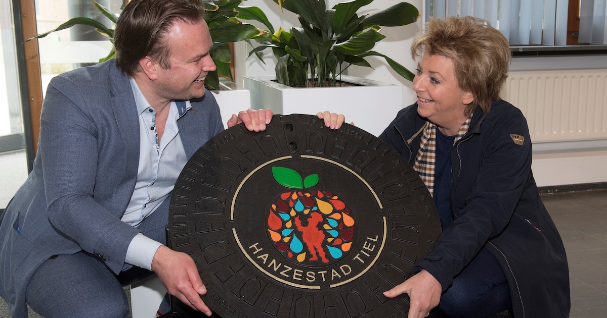Walk of fame voor Flipje door héél Tiel boven het riool | Regio | De ...