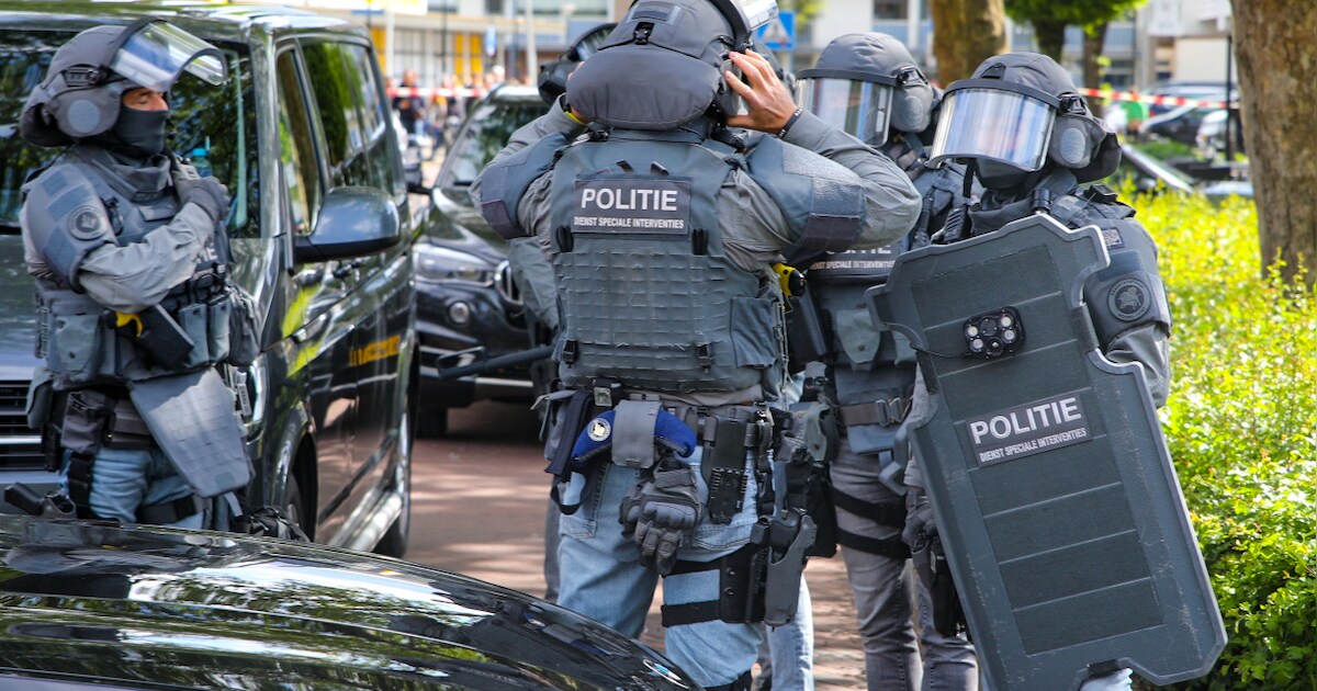 Arrestatieteam valt woning binnen in Nijmegen: spullen voor drugslab ...