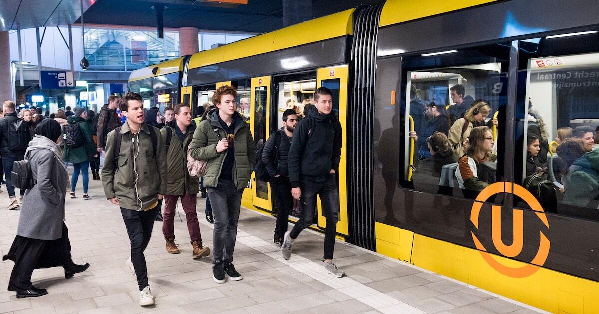 Reizigers waarderen Uithoflijn en dit is het rapportcijfer dat ze geven ...