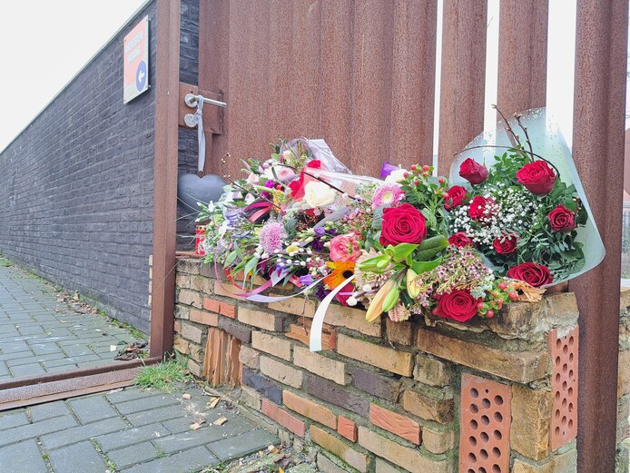 De Kring draagt prijs op aan overleden collega (21): ‘Toespraak gaf een vibratie in de zaal ...