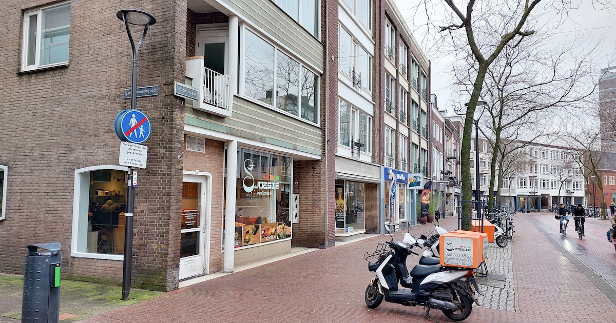 Overlastgever voor derde keer in een jaar uit huis gezet: buren zijn ...