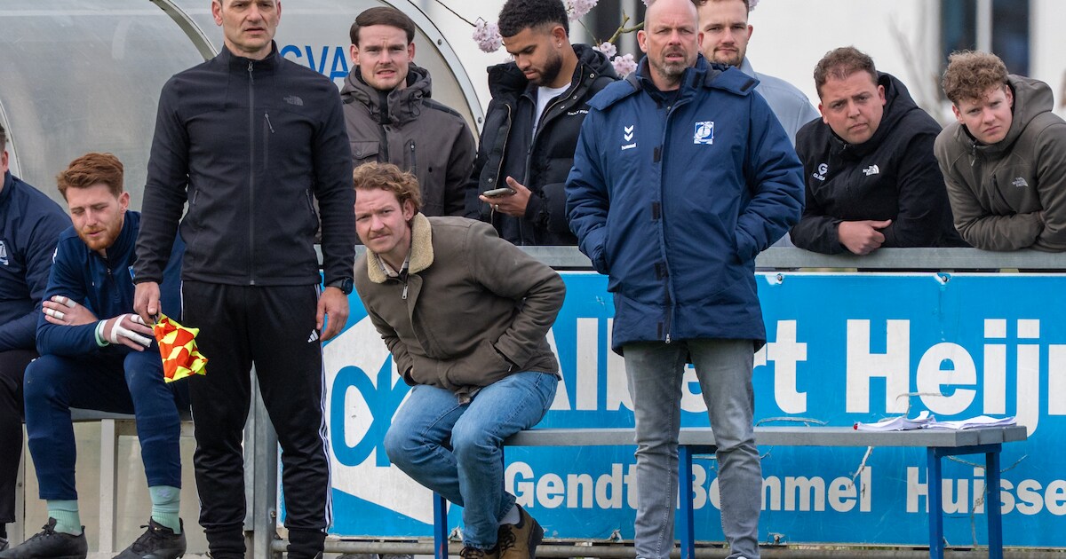 Roy van der Hoek en GVA gaan na dit seizoen uit elkaar | Amateurvoetbal | De Gelderlander.nl