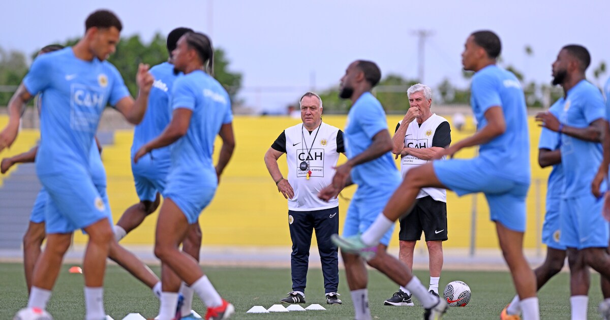 Deze drie landen moeten Dick Advocaat en Curaçao verslaan om naar het ...