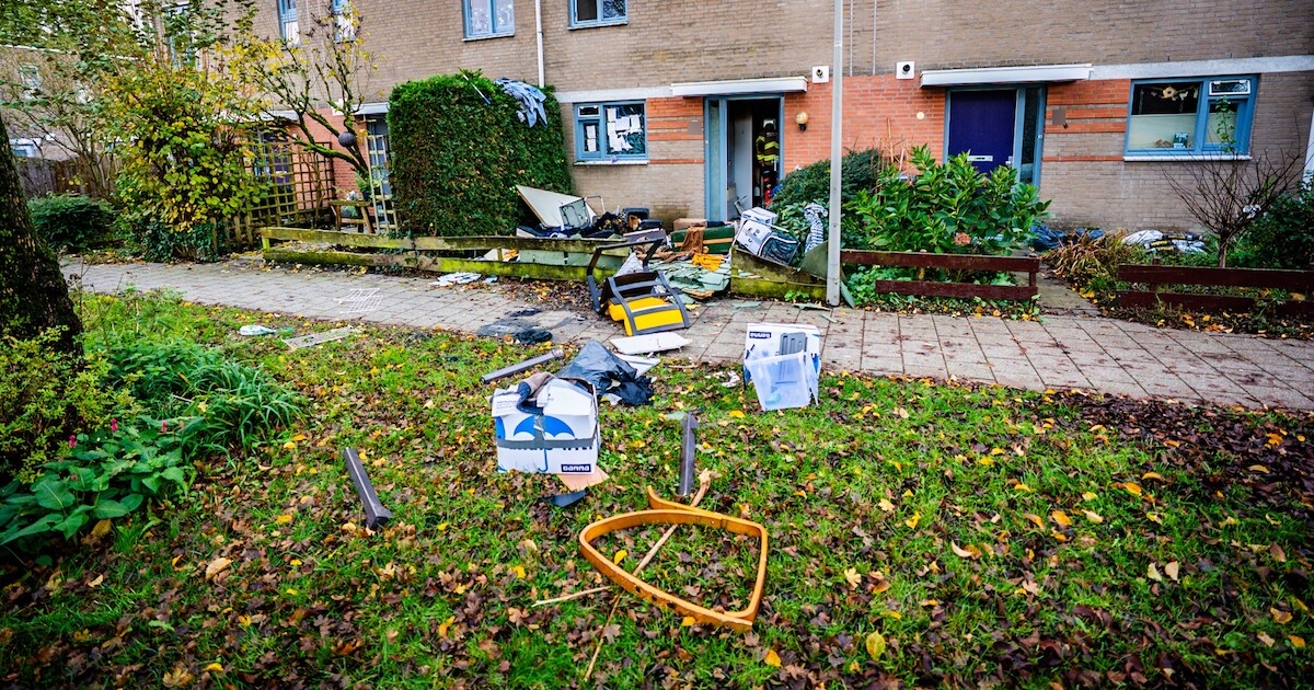 De problemen van de verwarde man in Rijkerswoerd zijn niet met een ...
