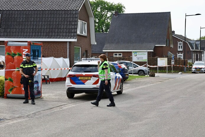 Bewoonster (46) van huis in Wanroij dood aangetroffen: politie pakt ex-partner (47) op | Land ...