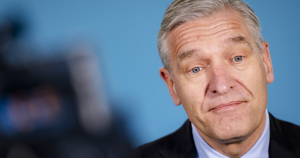 Ook groepsgesprek haalt niets uit, formatie zit muurvast: Buma moet ...