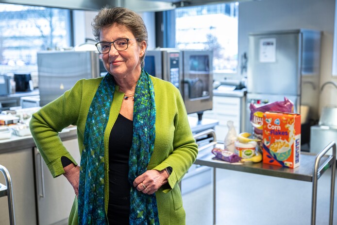 Professor Kampman geeft presentatie over voeding en kanker in ...