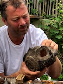 Soldaat Albert redde moeder en kind toen hij voor granaat sprong: ‘Heb ...