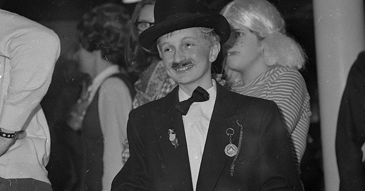 Mini-klets bij de jonge Keiebijters; wie kent ‘Charlie Chaplin ...