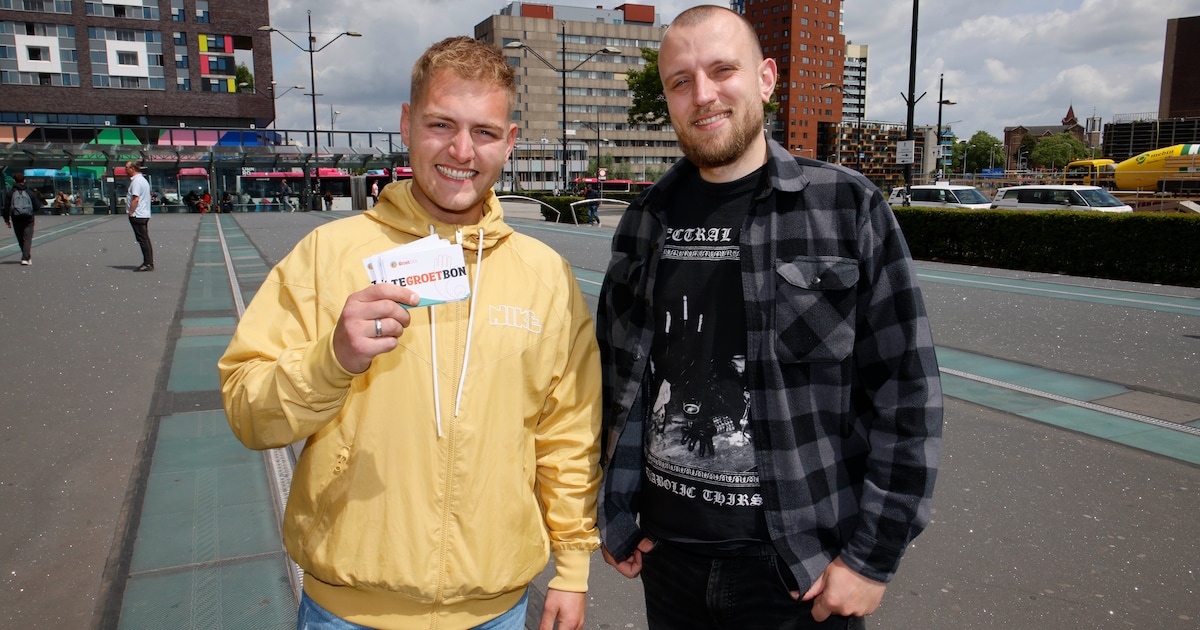 Waarom groeten we elkaar niet meer op straat? Deze studenten strijden ...