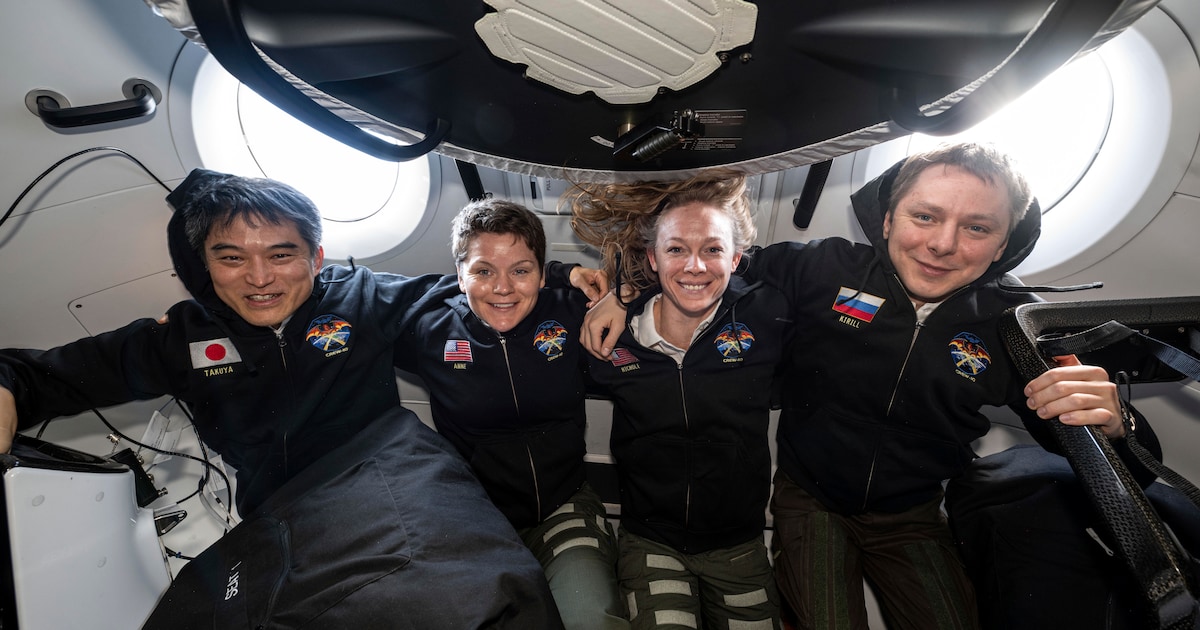 Astronauten keren terug van ruimtestation ISS naar aarde | Wetenschap ...