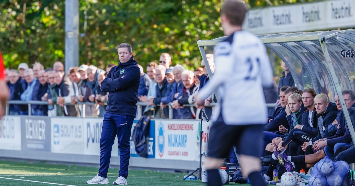 HSC’21 zet oud-trainer FC Winterswijk en Longa’30 op straat | Amateurvoetbal | De Gelderlander.nl