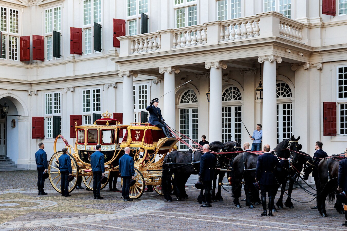 Prinsjesdag 2025: wanneer is het koningspaar te zien, hoe laat is de ...