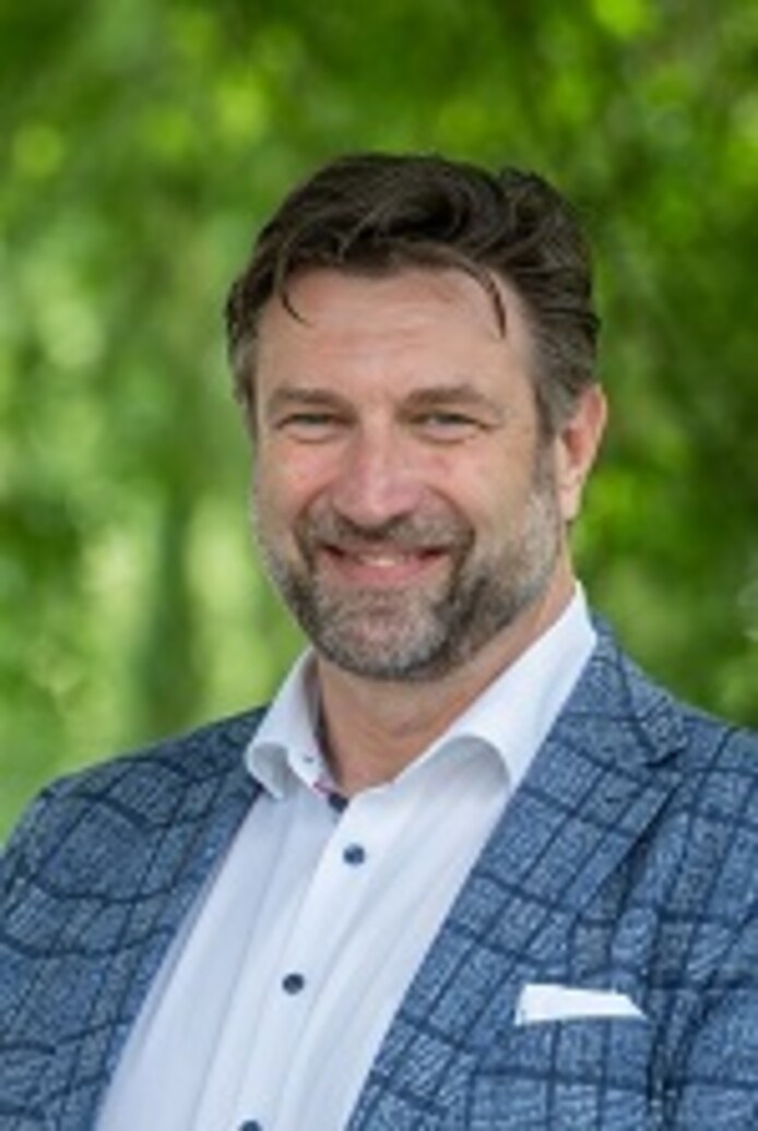 Rheden wil minder ruimte voor de auto: ‘We moeten iets, anders lopen we ...