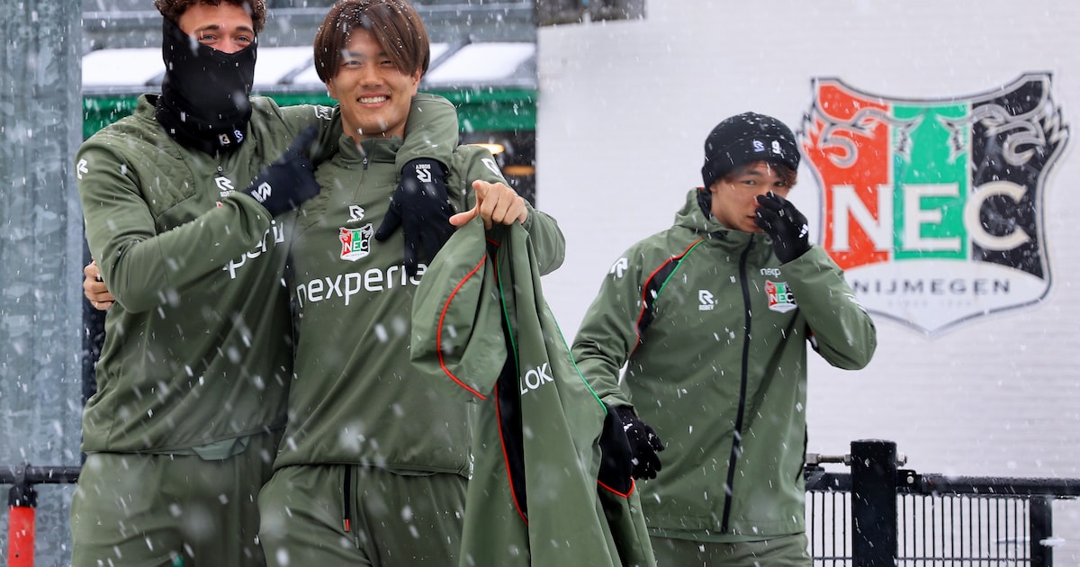 NEC hervat na korte winterstop training in de sneeuw: ‘Het is wat het ...
