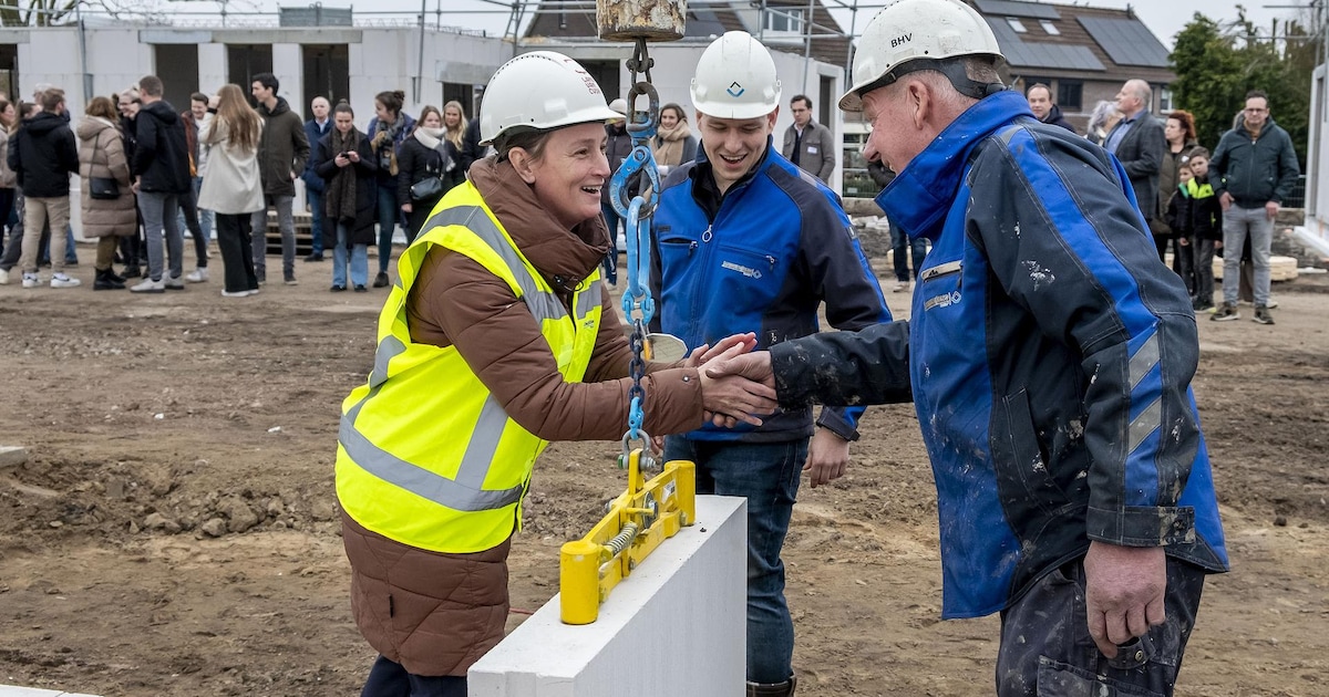Bouw eindelijk van start: jonge starters krijgen de kans om in hun dorp ...