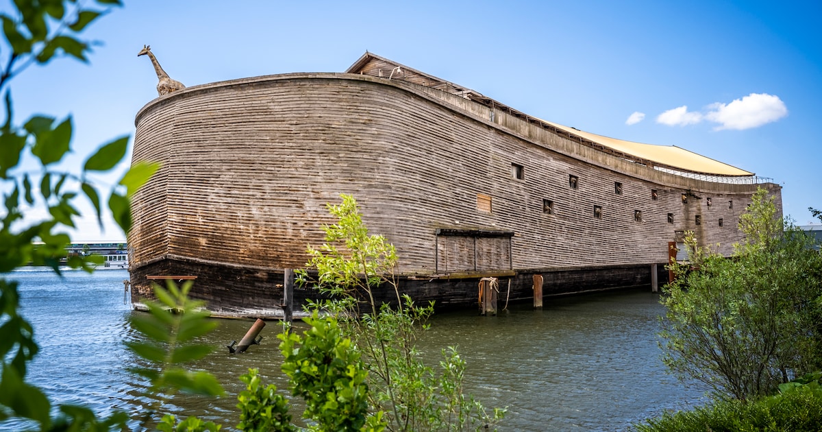 Ex van Sylvie Meis koopt replica Ark van Noach, reusachtig schip vaart ...