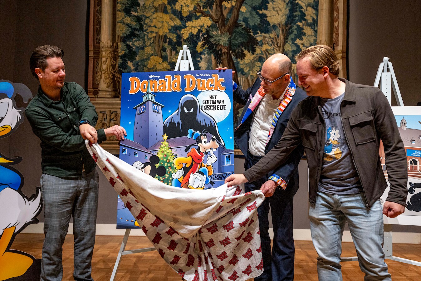 Hoe een Enschedeër de nieuwe Donald Duck-cover maakte: ‘Dit moest mijn ...