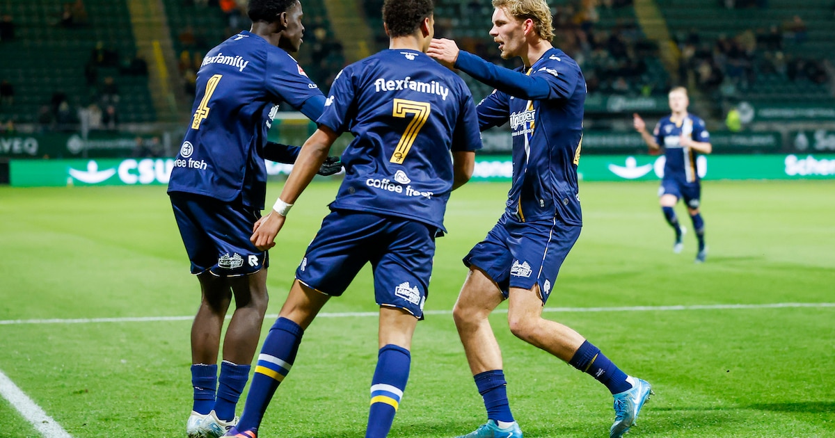 De Graafschap-talent Othniël Raterink leerde bij Leverkusen van ...