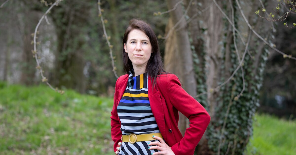 Filosoof Eva Meijer ziet een veranderende kijk op dieren | Wageningen ...