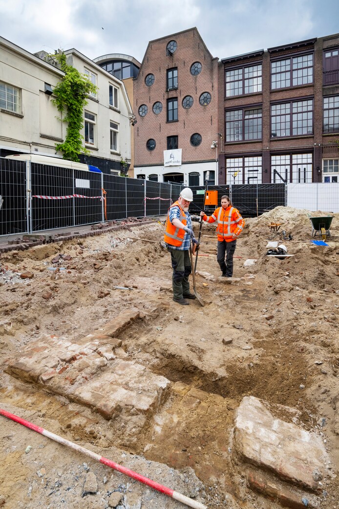 Zong Tina Turner op resten van Arnhemse kerk? Archeologen vinden sporen ...
