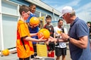 EK-held Hans van Breukelen duikt op bij VVZA, maar ‘die jongens hebben ...