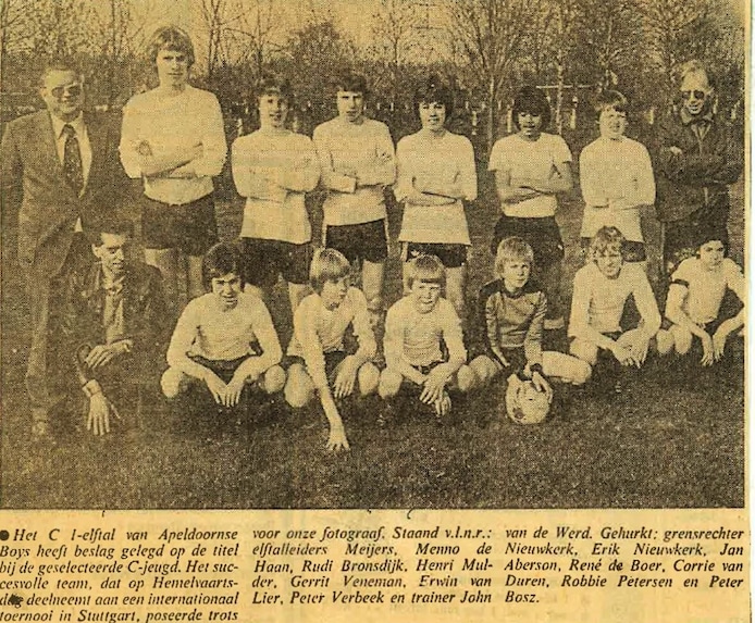 Nu trainer van PSV, vroeger (stiekem) tussen de harde kern van Go Ahead Eagles: ‘Stoer en ...